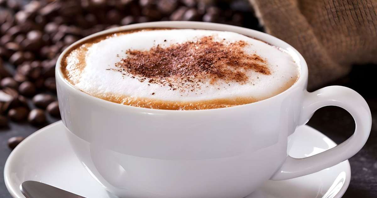 Faça esse cappuccino cremoso em só 15 minutos para a família toda