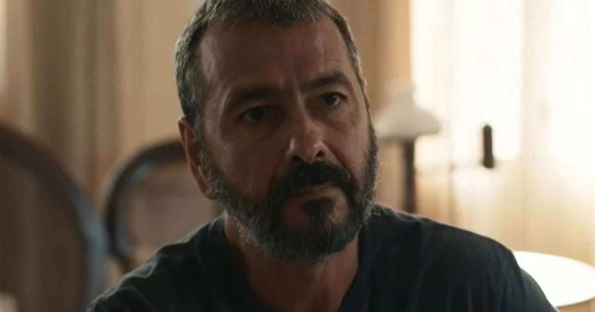 Inocêncio faz grande confissão e assusta o filho em 'Renascer'; veja