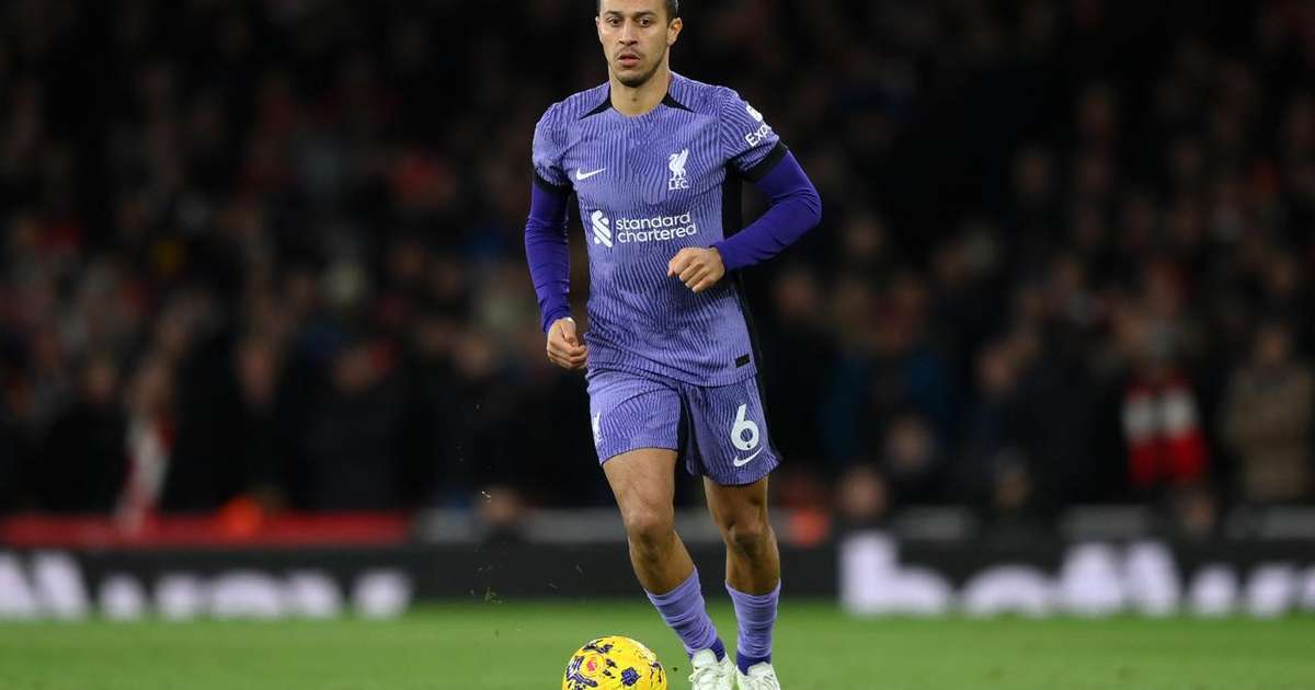 Thiago Alcântra anuncia sua aposentadoria do futebol aos 33 anos