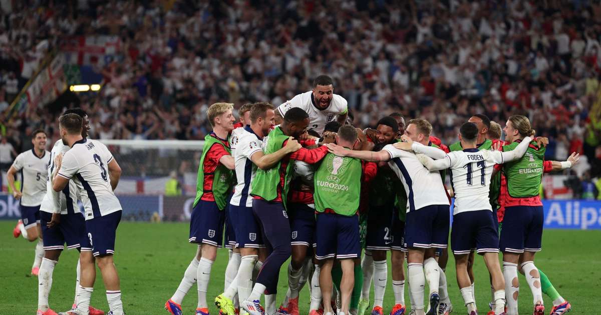 Com gol no final do jogo, Inglaterra vira sobre Holanda e se classifica ...
