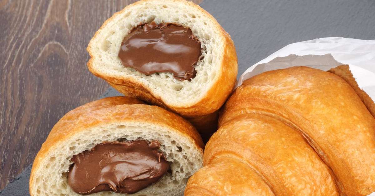 Pão doce com recheio de chocolate: aprenda a receita fácil que rende muito