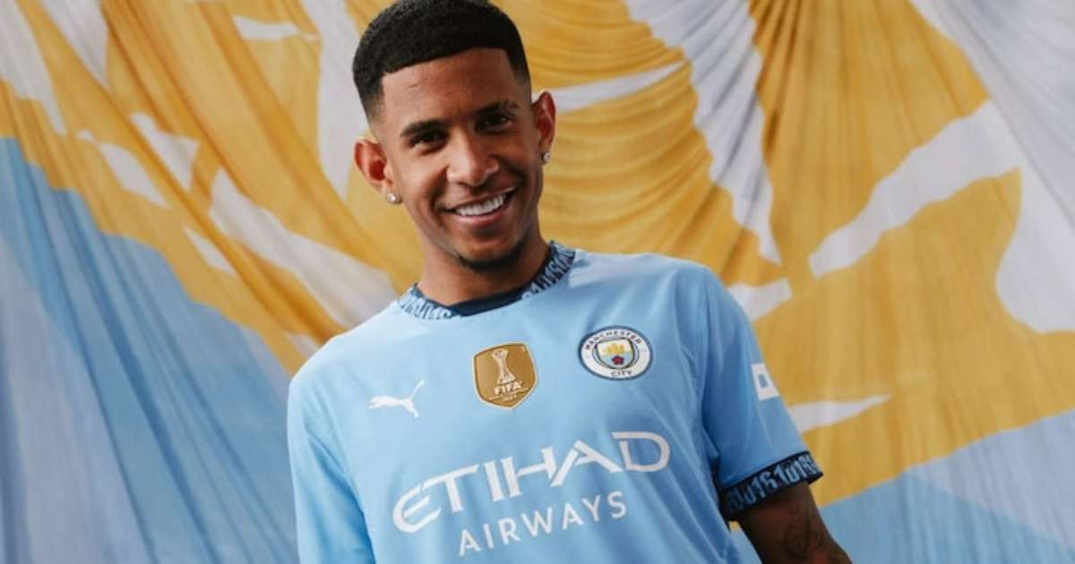 Manchester City oficializa o atacante brasileiro Savinho como reforço ...