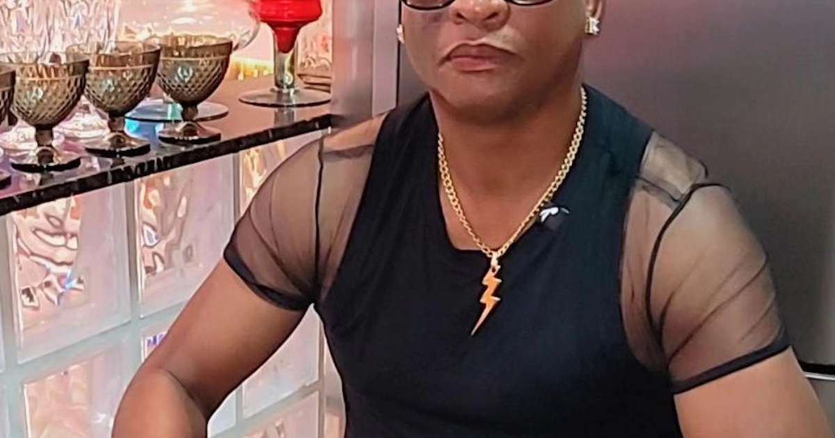 Mário Rosa é demitido do Katinguelê após 40 anos por "roupa inadequada"