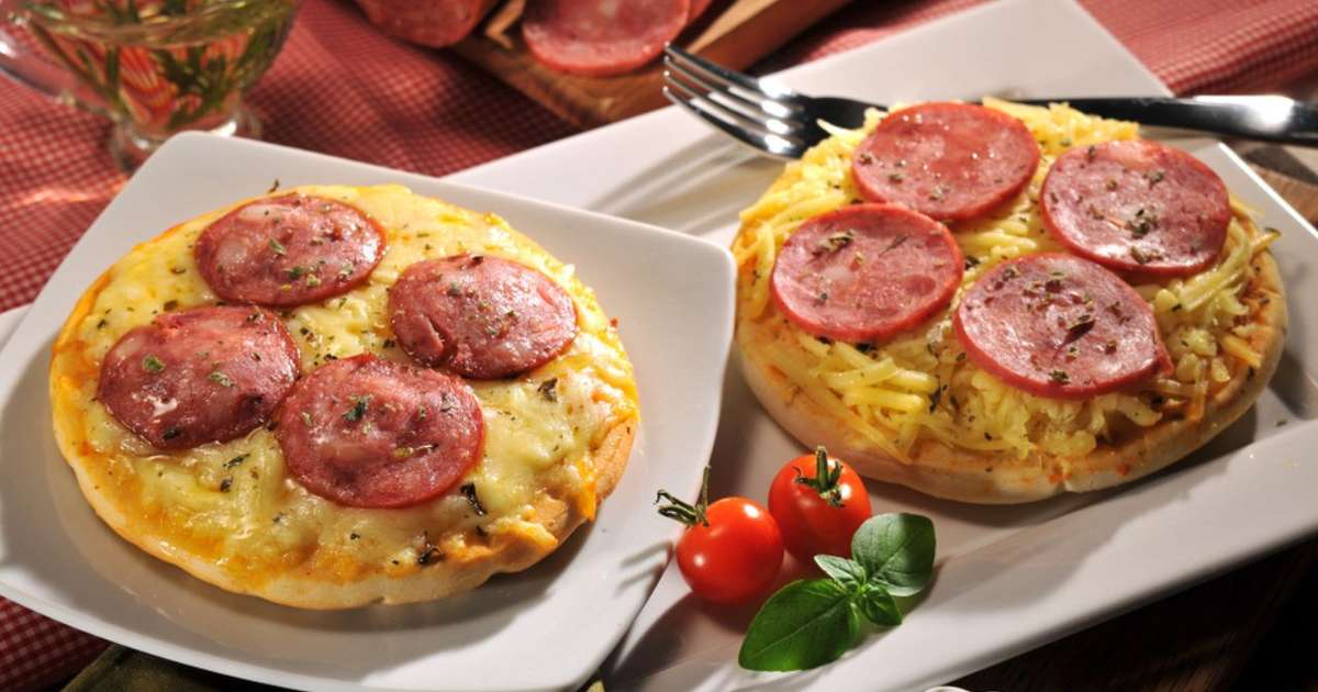 Minipizza de calabresa: aprenda a fazer em casa para uma noite da pizza em família