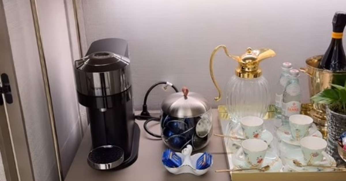 Virgínia Fonseca luce un lujoso minibar en la suite de su nueva mansión ...