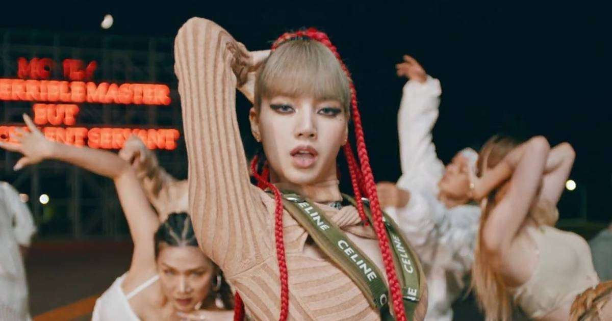 Lisa, do BLACKPINK, anuncia parceria musical com Rosalía