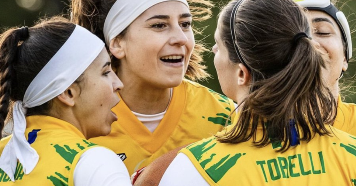 Seleção feminina atropela a Polônia e se classifica no Mundial