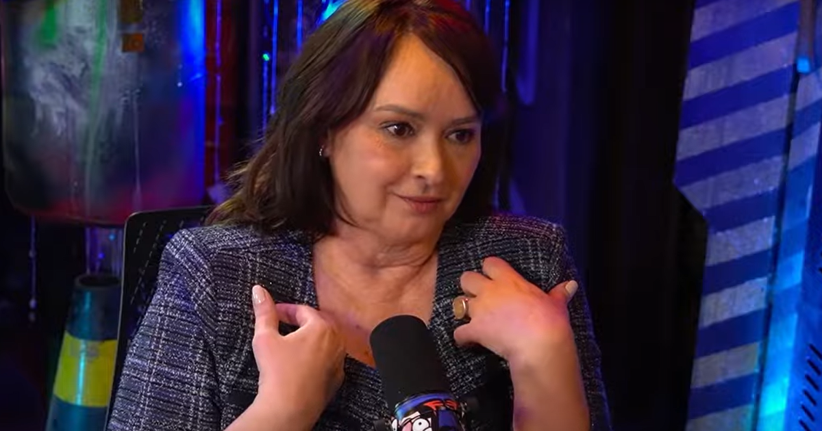 Myrian Rios fala sobre ensaio sensual aos 17 anos: 'Fiz, mas hoje não tenho a mesma mentalidade'