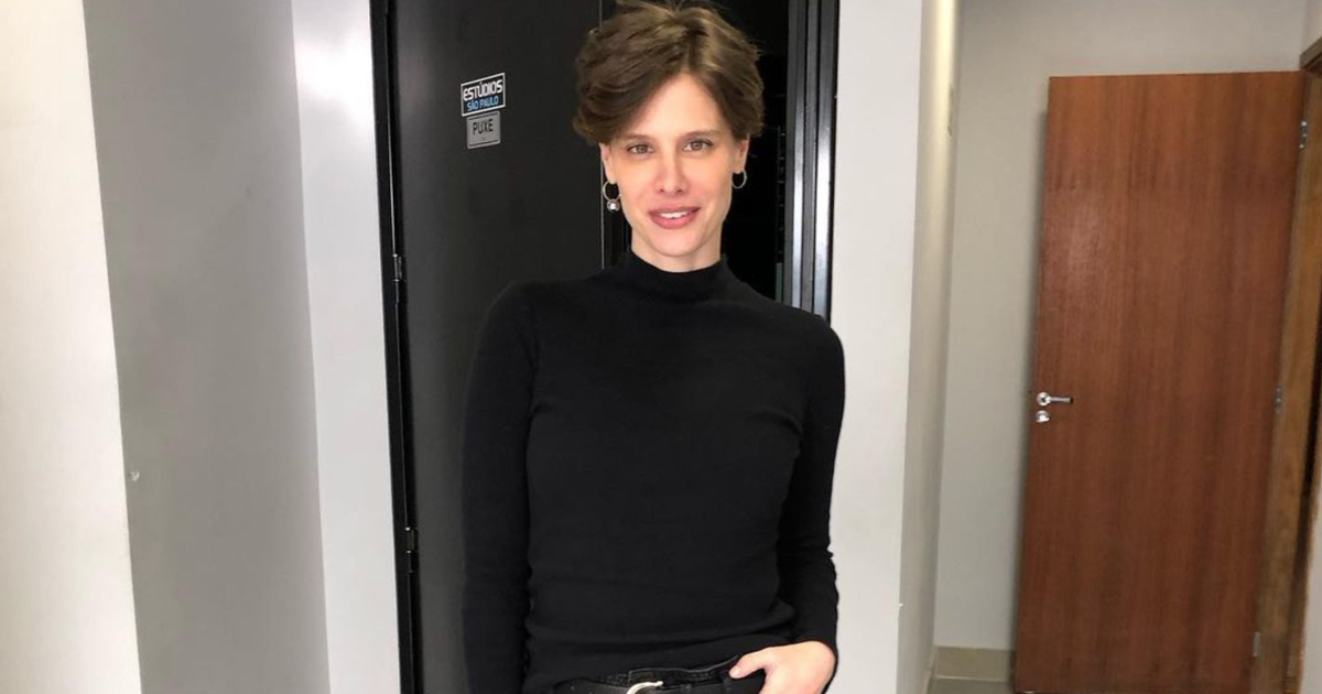 Atriz revela que foi alvo de homofobia aos 12 anos, quando era paquita ...