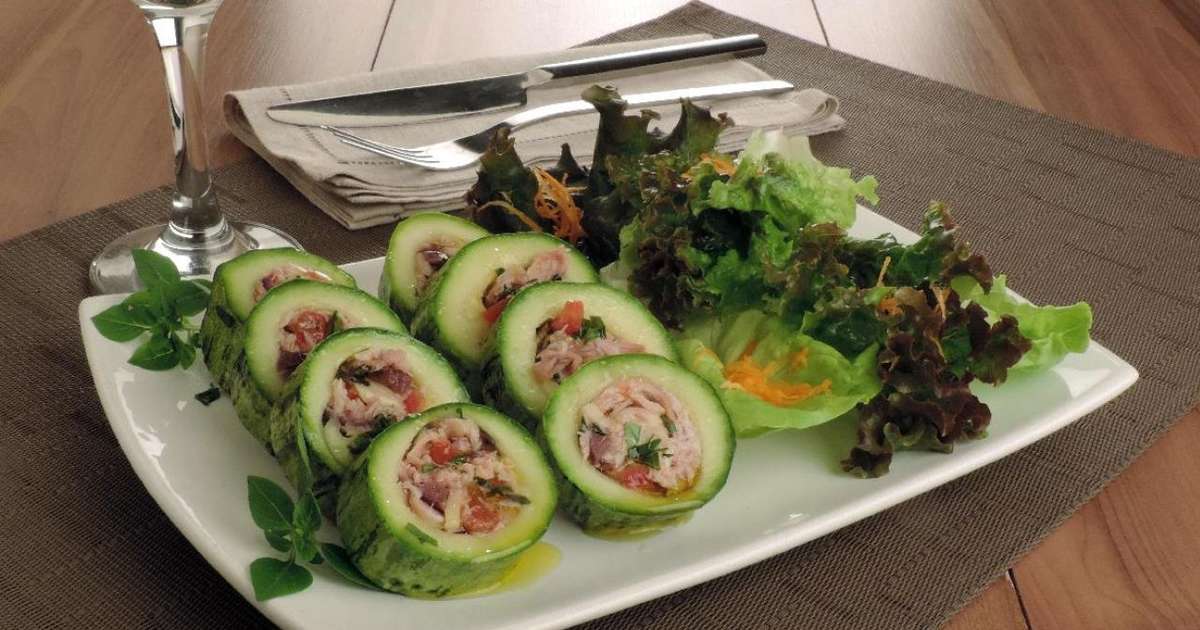 Abobrinha Recheada Com Frango Receita Nutritiva Para O Almoço