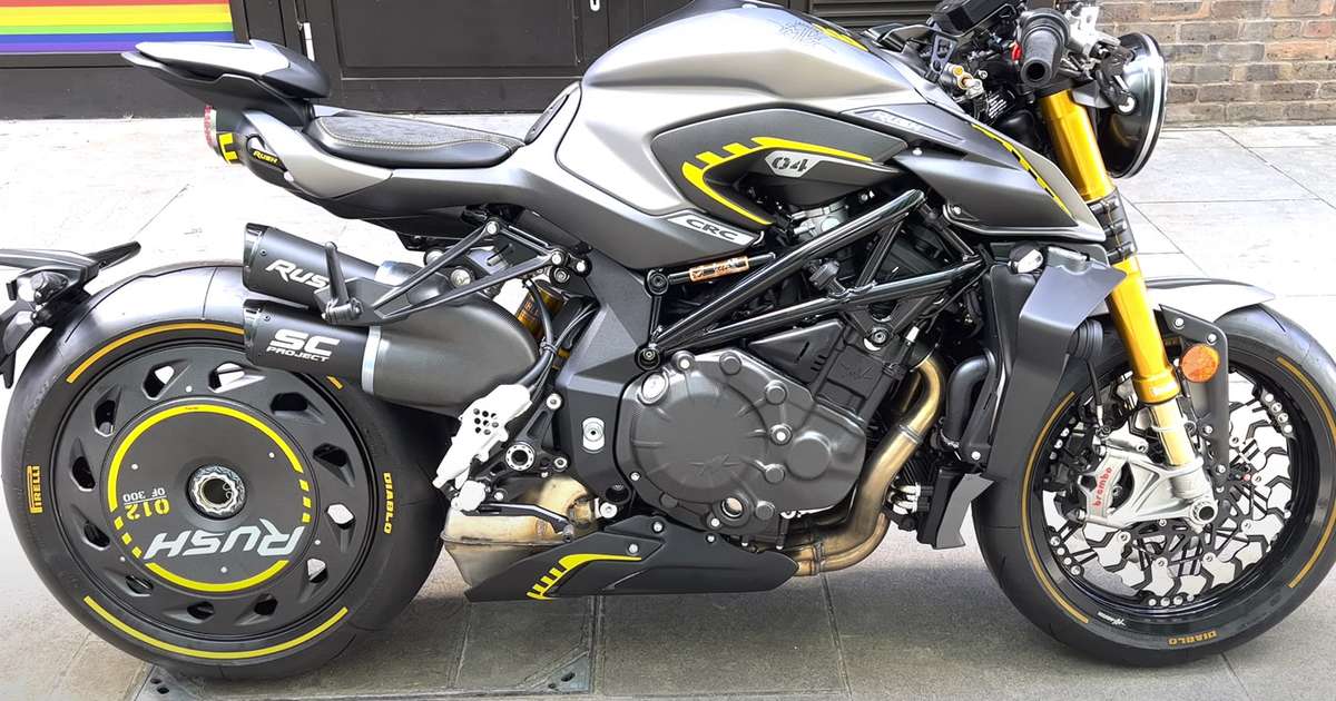 Cantor sertanejo tem moto de mais de meio milhão de reais; veja ...