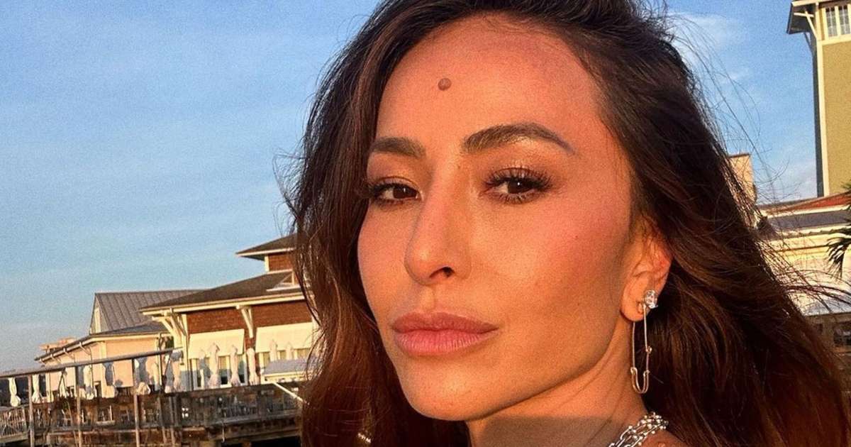 Sabrina Sato denuncia problemas elegantes y hace una confesión que ...