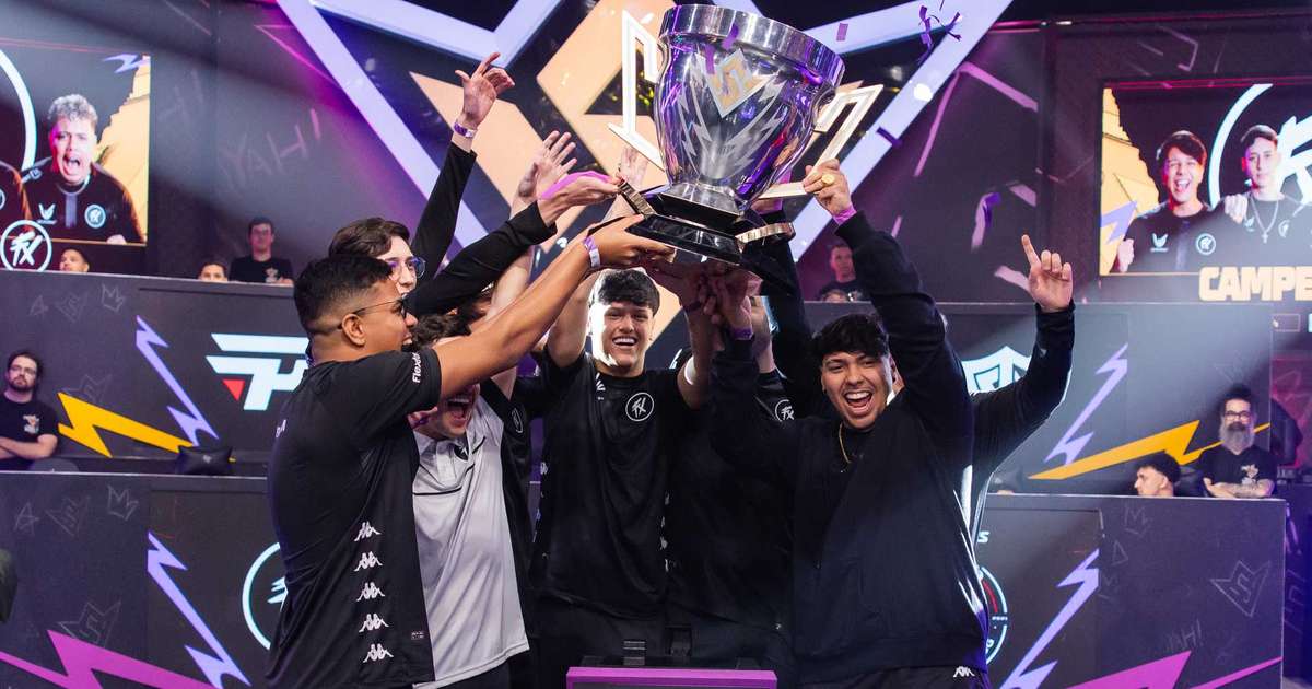 Fluxo é bicampeão da Liga Brasileira de Free Fire