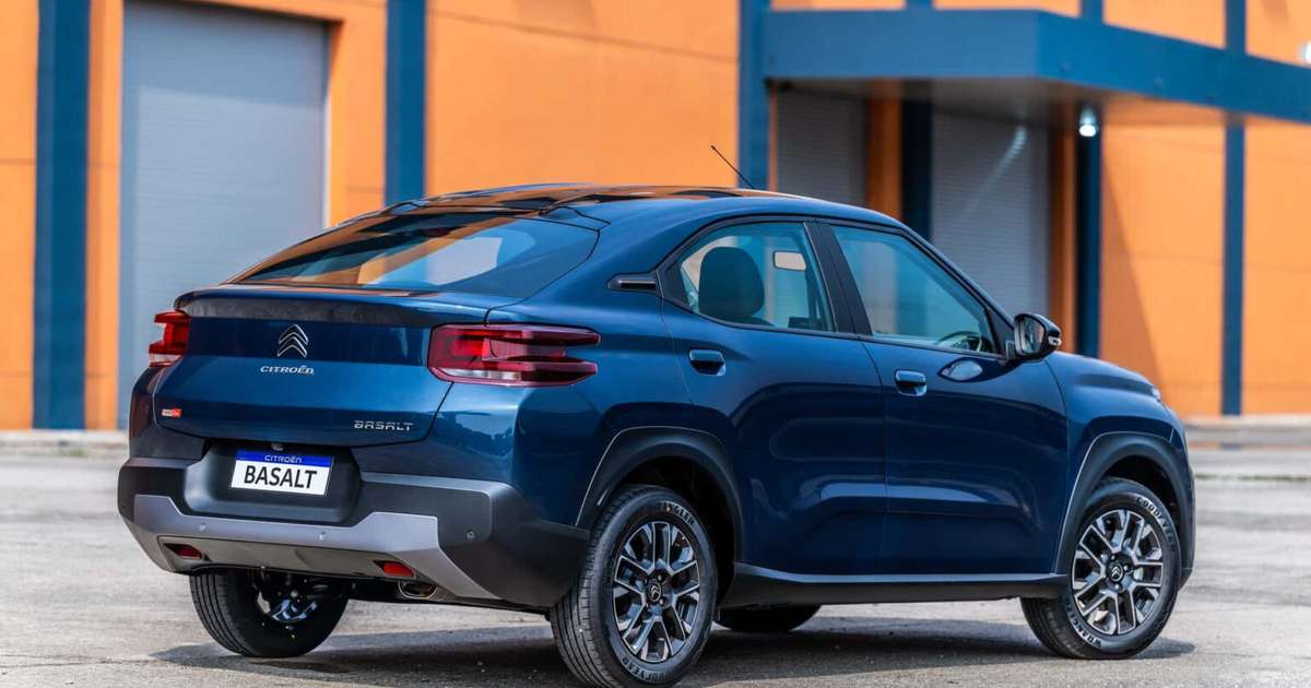 Basalt despenca quase 40% nas vendas e perde espaço para Fastback e Nivus