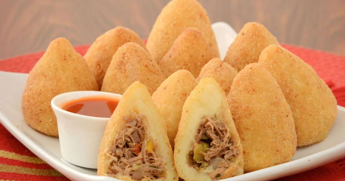 Coxinha de carne louca fácil: irresistível e fácil de fazer