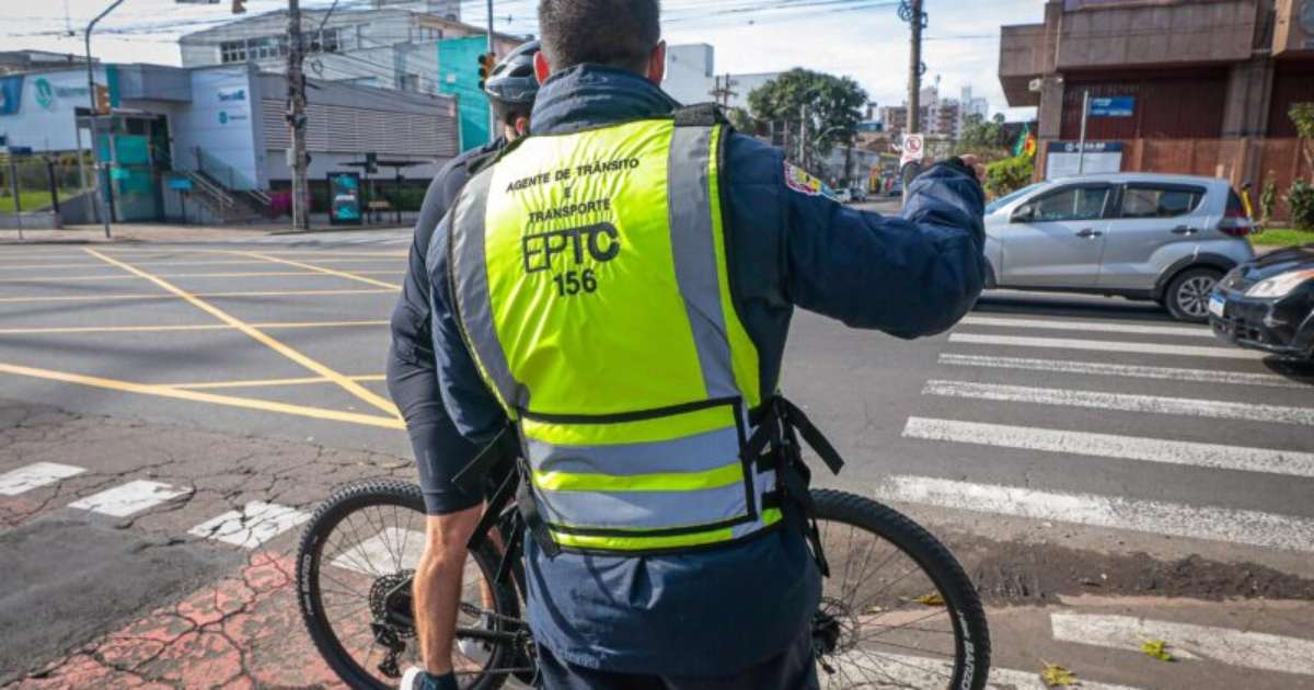 EPTC vai abordar pedestres idosos para orientações nesta semana em ...