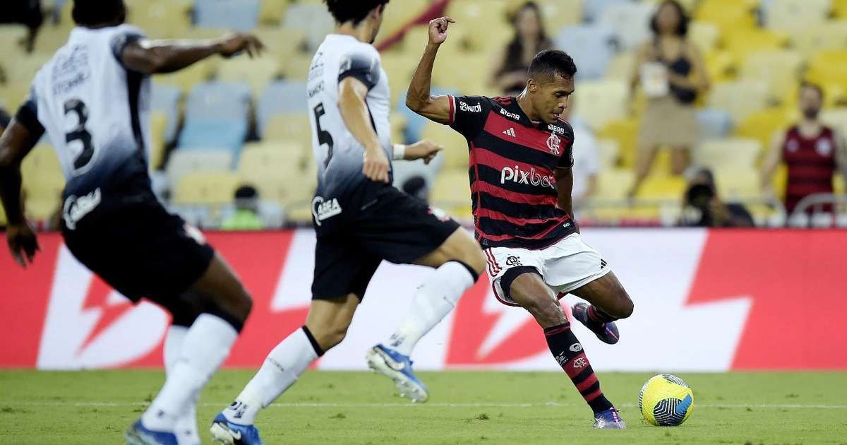 Flamengo encara o Corinthians por vaga na final da Copa do Brasil