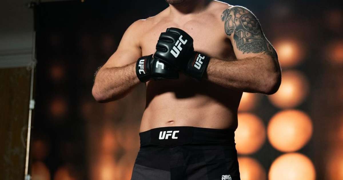 Miocic rebate crítica de Jon Jones por comentário em vídeo do UFC