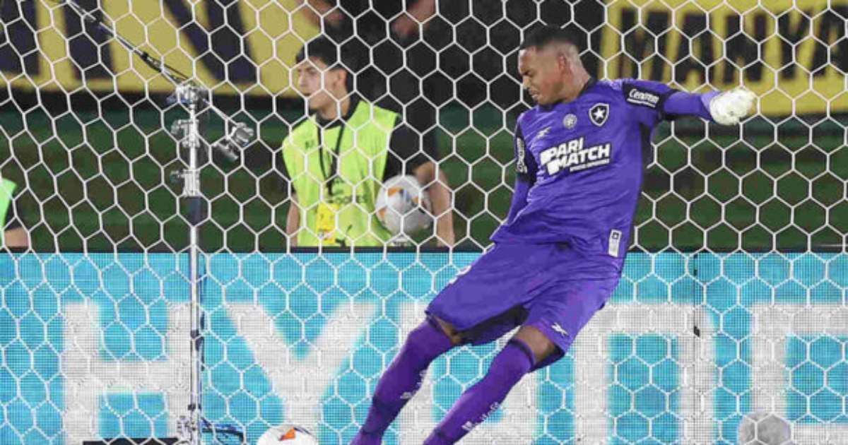 John se emociona após título da Libertadores pelo Botafogo