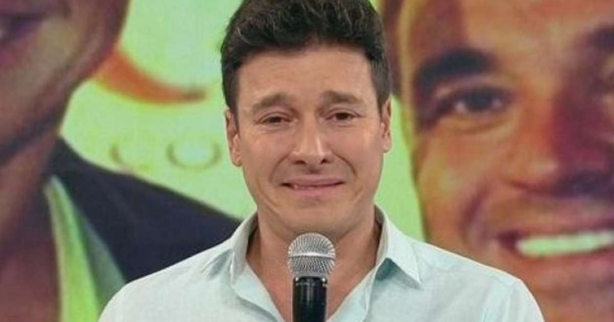 Rodrigo Faro anuncia saída da Record após 16 anos