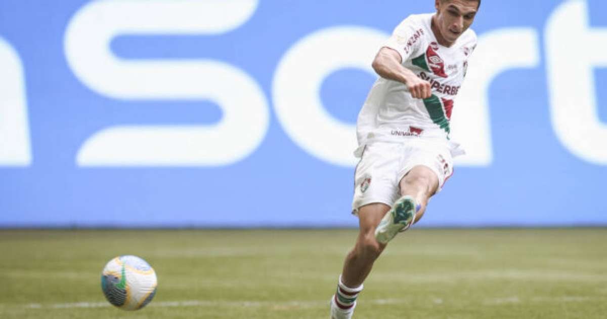 Serna sobe de produção e vira herói na permanência do Fluminense