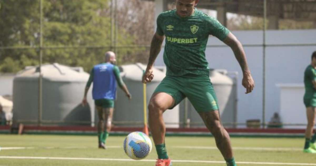 Pachuca se aproxima da contratação de John Kennedy, do Fluminense