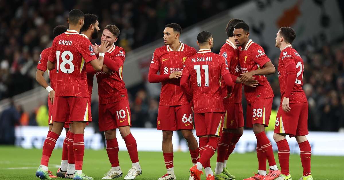 Em jogo de nove gols, Liverpool goleia o Tottenham