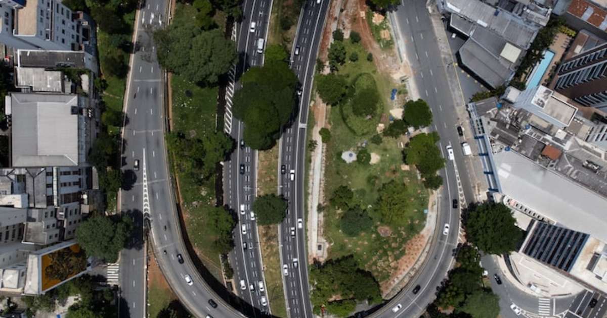 Avenida 23 de Maio terá bosque de 5 mil m² com jardim de chuva