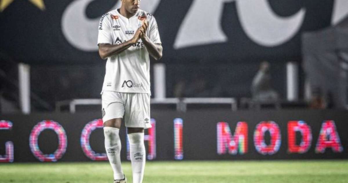 Gil recua em decisão sobre aposentadoria e acerta renovação com o Santos