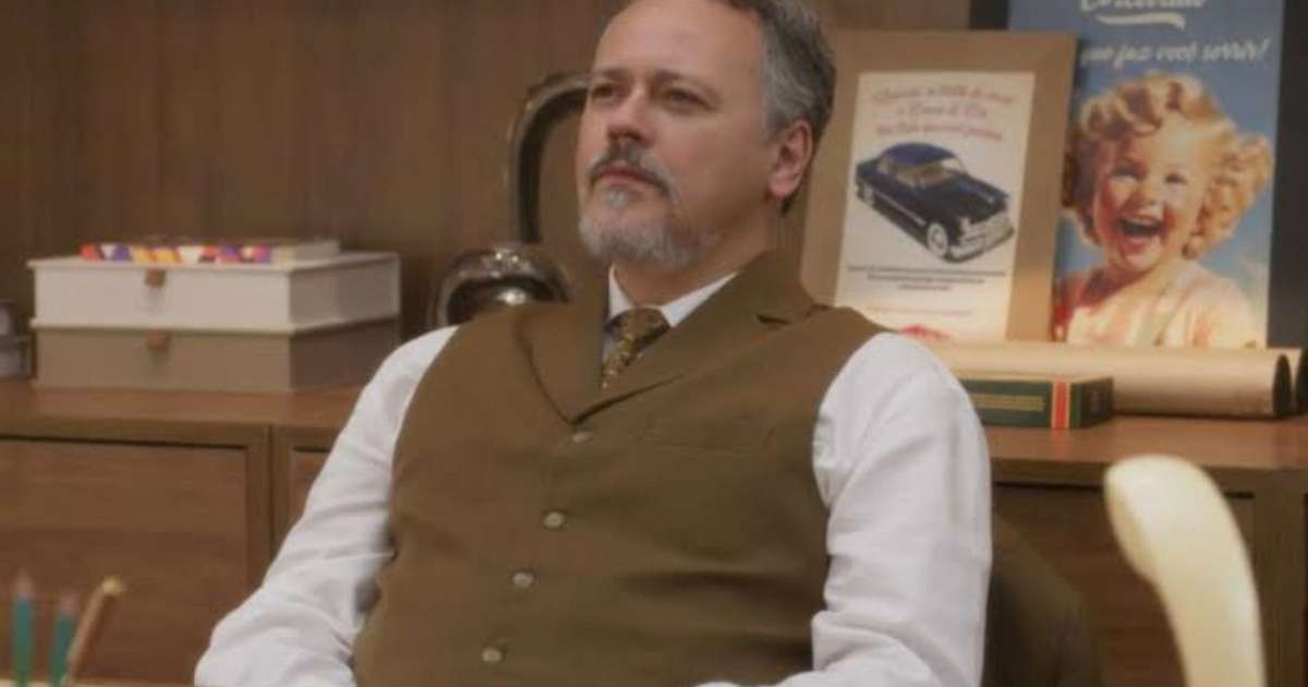 Raimundo deixa Lígia em choque com atitude radical em 'Garota do Momento'