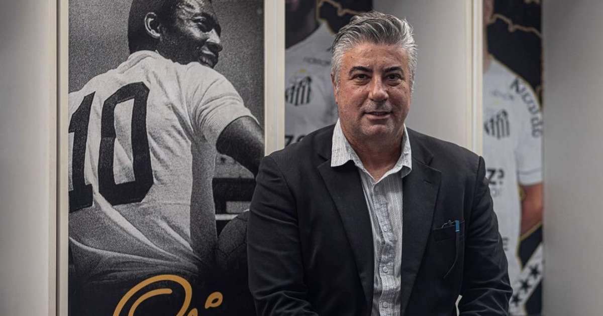 Santos confirma a saída de Alexandre Gallo e mais três profissionais
