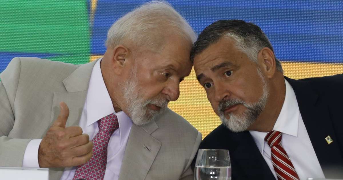 Lula tira Paulo Pimenta da Comunicação e escolhe marqueteiro como ...
