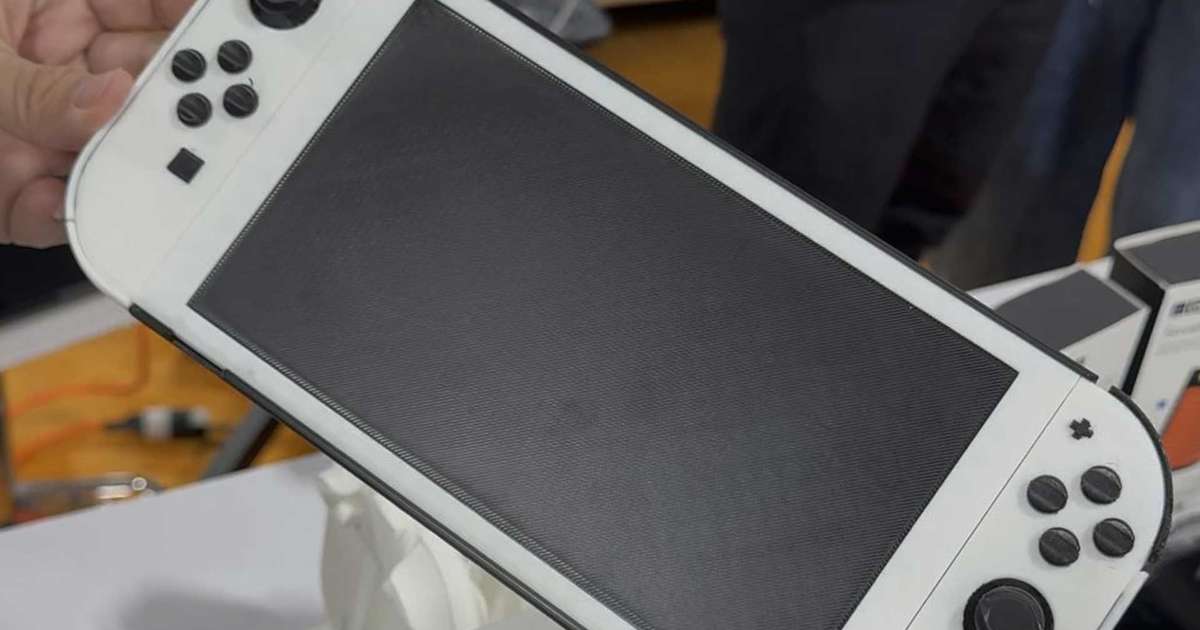 Réplica do Switch 2 é mostrada na CES 2025; console pode ser lançado em ...