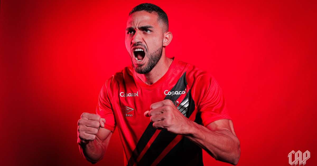 Athletico anuncia a contratação de Alan Kardec