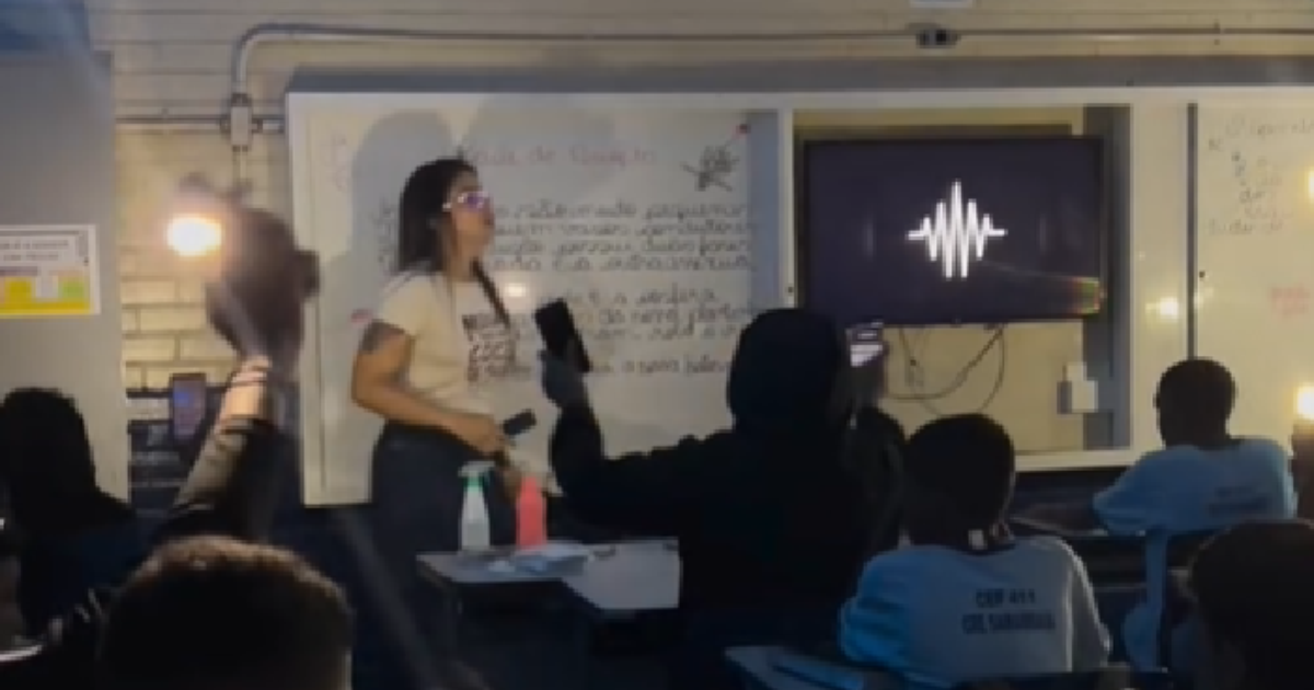 'Funk faz parte da cultura dos alunos', diz professora que viralizou ao ...
