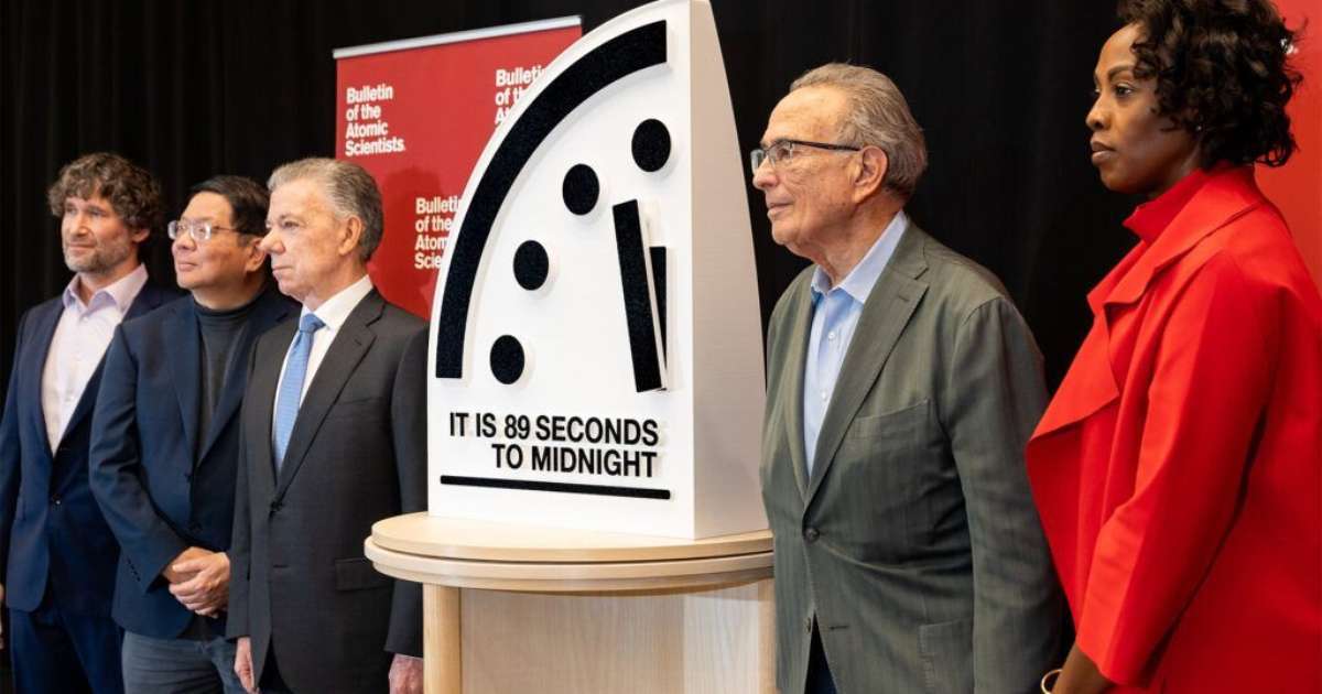 ‘Relógio do juízo final’: 89 segundos para o fim do mundo? Entenda