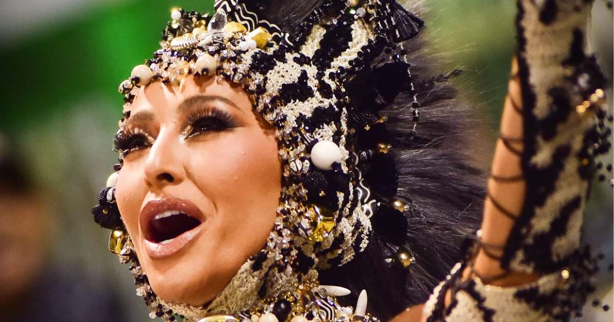 Sabrina Sato se veste de zebra no último ensaio da Gaviões; veja fotos