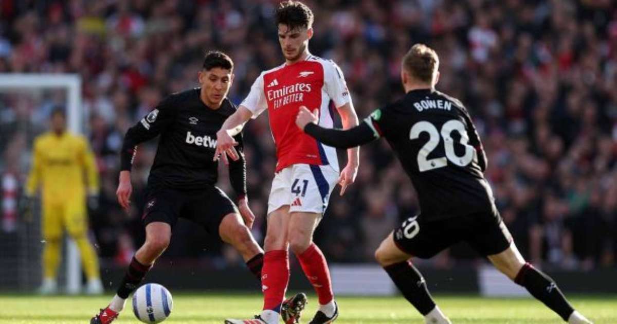 West Ham vence o Arsenal em pleno Emirates Stadium