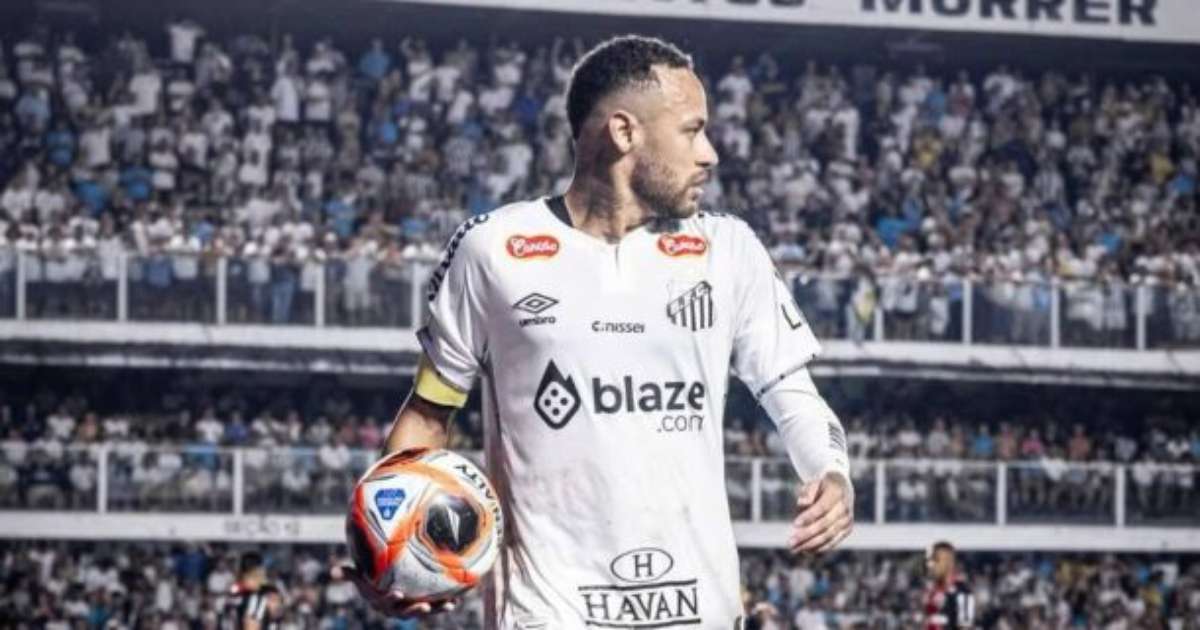 Santos analisa ofertas para novo patrocínio máster