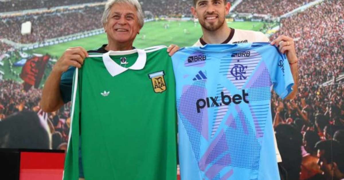 Rossi conhece Fillol e realiza sonho no CT do Flamengo