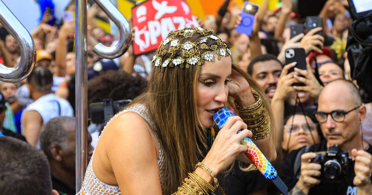 Claudia Leitte é vaiada na abertura do carnaval de Salvador: ‘Respeita ...