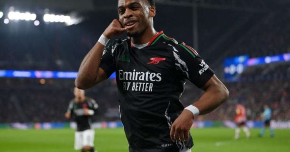 Arsenal aplica 7 a 1 sobre PSV e encaminha classificação na Champions