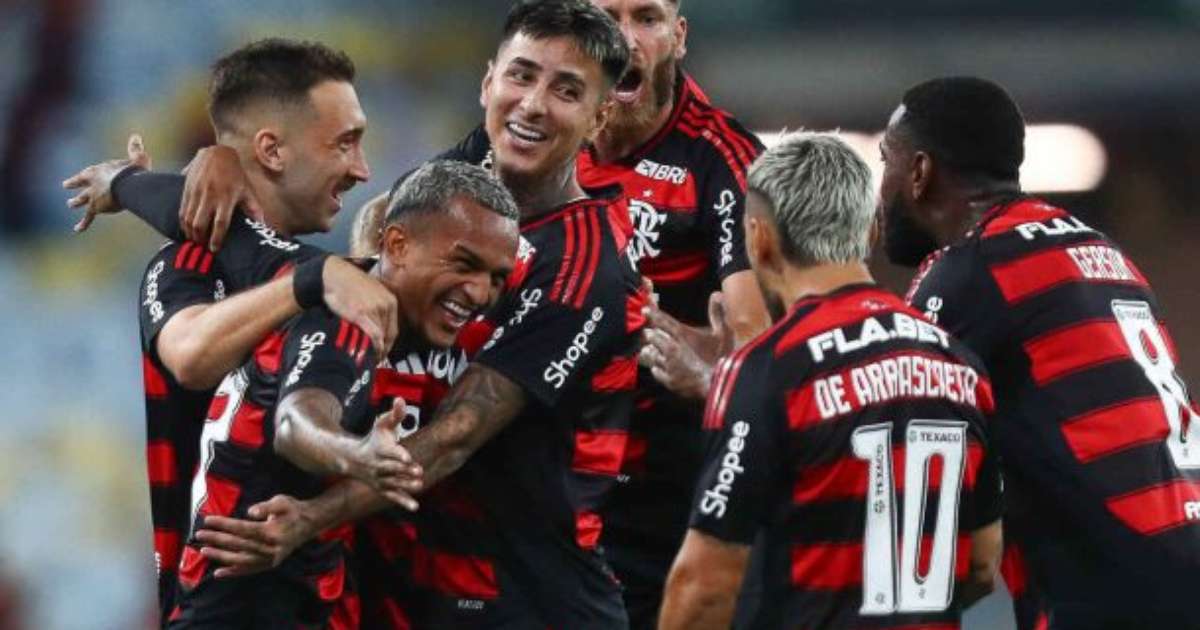 Com gols de Wesley e Juninho, Flamengo vence Fluminense no primeiro ...