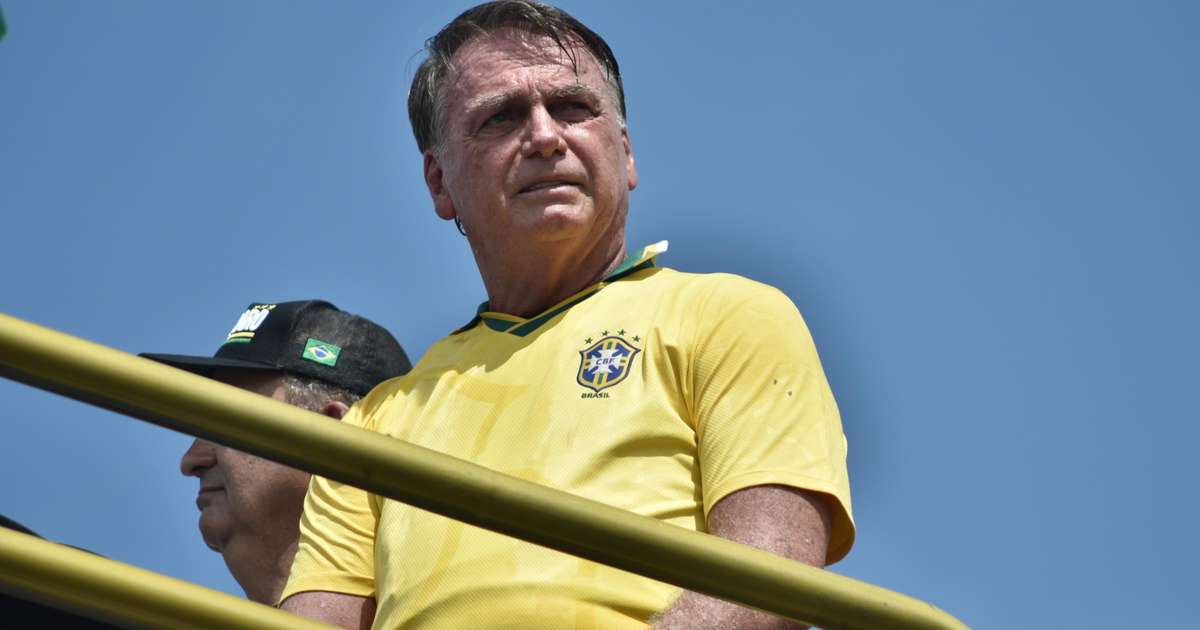 Ato de Bolsonaro reúne 18,3 mil pessoas na praia de Copacabana, no Rio ...