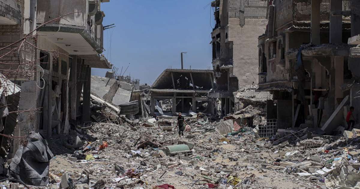 Israel retoma grandes bombardeios a Gaza após cessar-fogo; Hamas relata ...