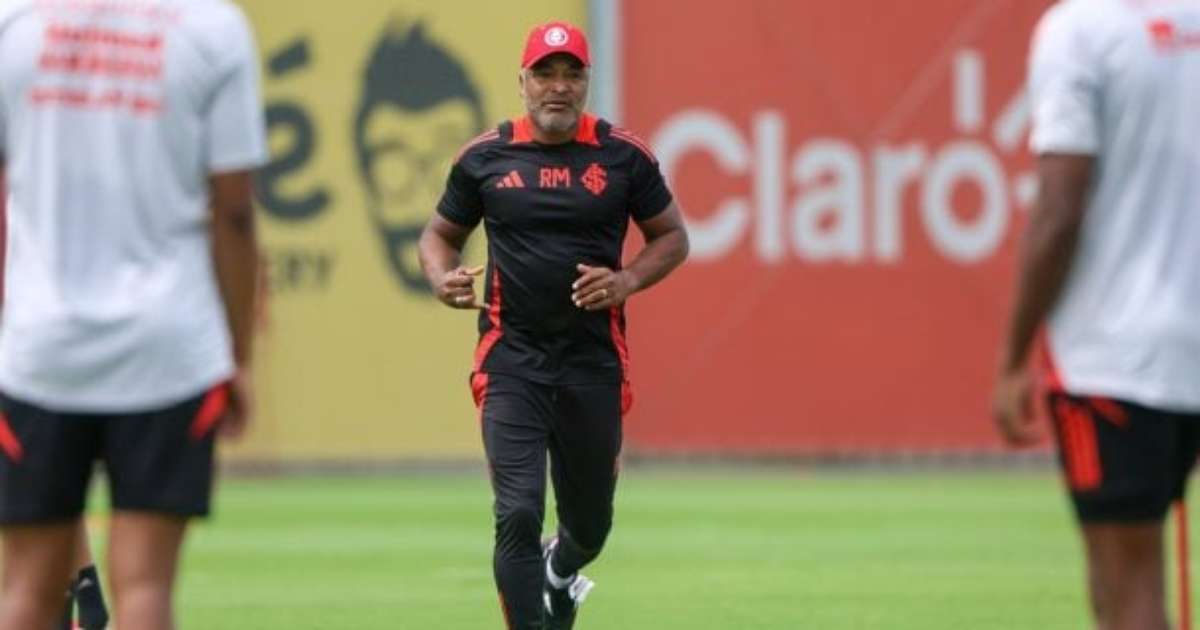 Roger promove três mudanças no time do Inter para enfrentar o Cruzeiro