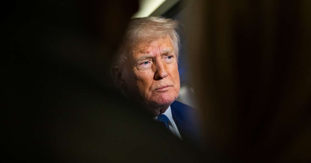 Trump quer multar imigrantes em US$998 por dia após ordem de deportação