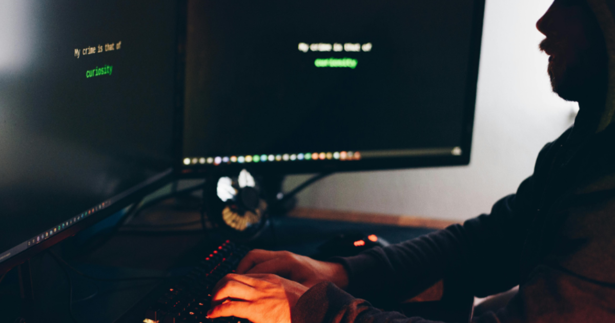 Polícia combate crimes virtuais contra menores no Discord