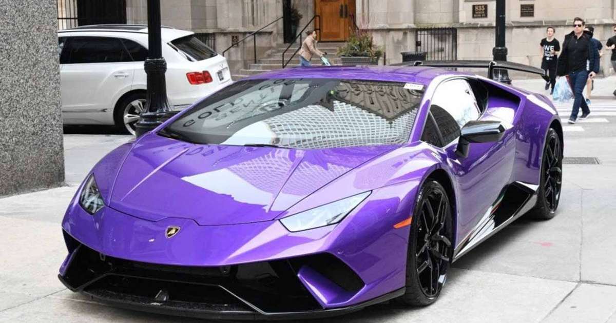 Lamborghini de Yuri Alberto destoa em trânsito de SP e supera máquina ...