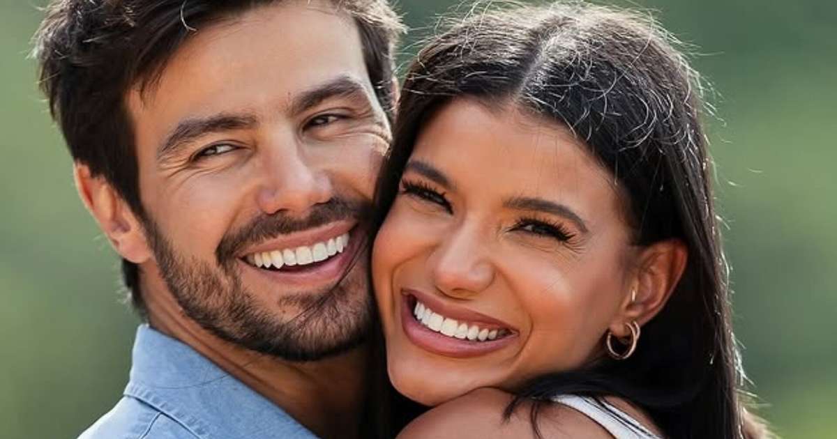 Vestido de noiva da ex-Fazenda Jakelyne choca a web; veja